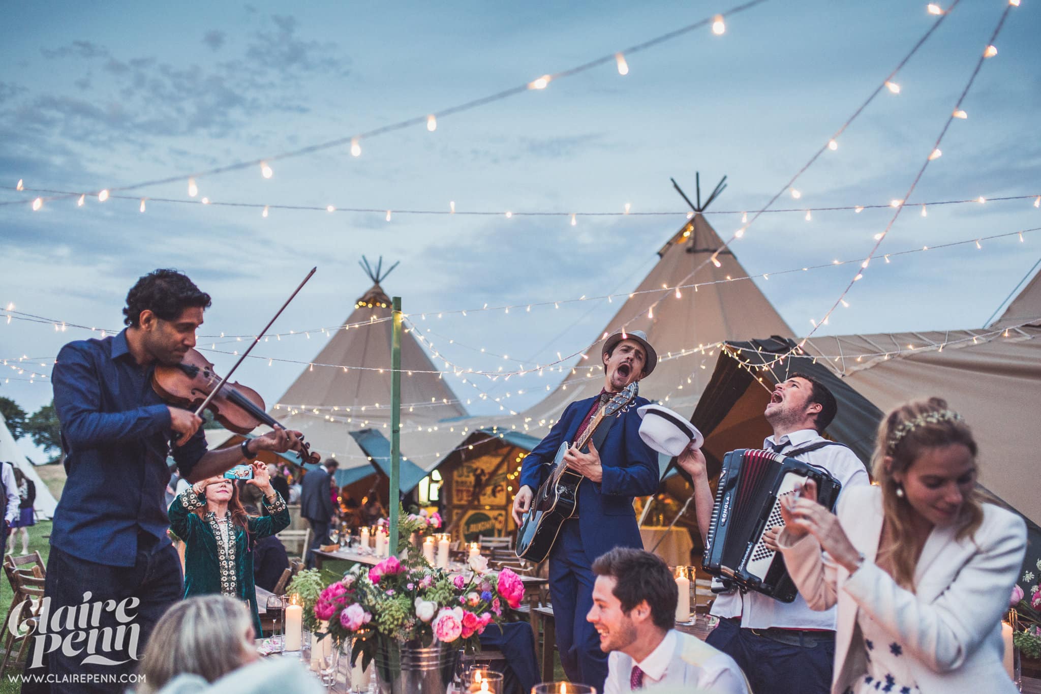 High Billinghurst Farm | Barn Wedding Venue Hire in Surrey